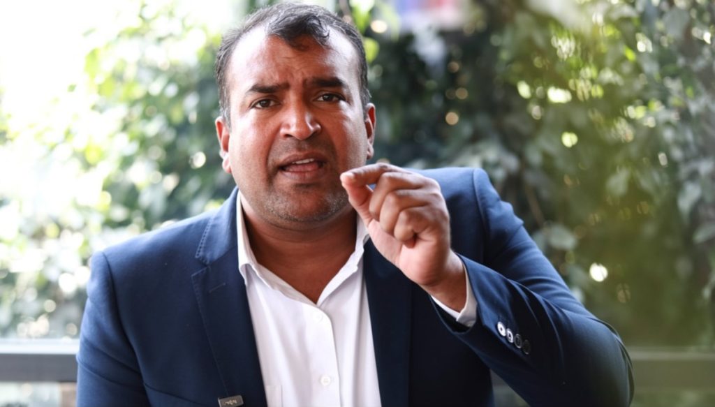 Chef Santosh Shah says dispute centers on $3,300 check, Not $1.65 ...